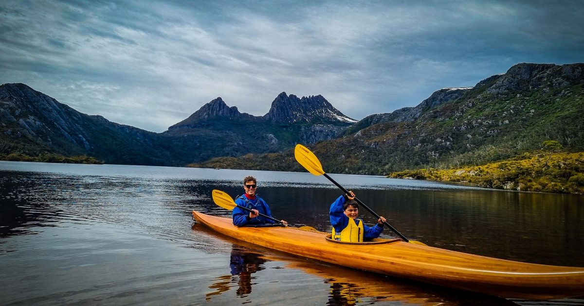 Dove Lake Kayak Cradle Mountain Tasmania